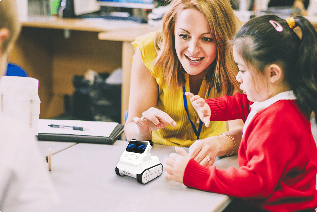 How to Introduce Your Daughter to STEM and Coding – Makeblock