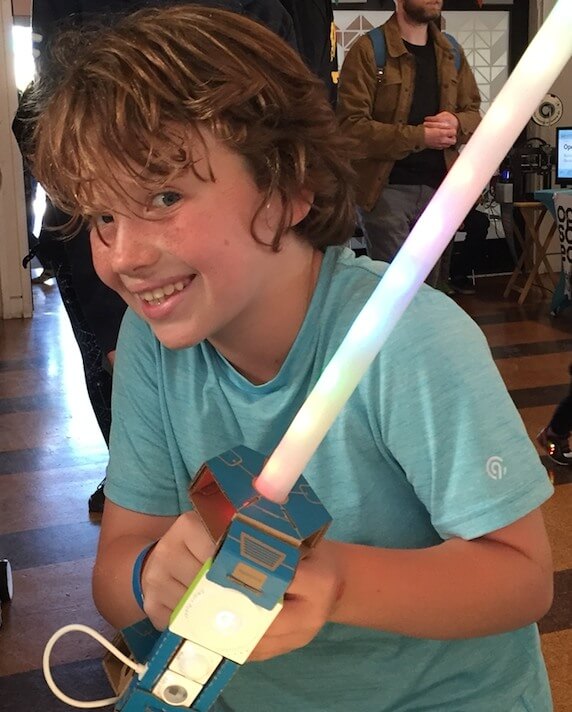 Review from the classroom: Makeblock Neuron Explorer Kit